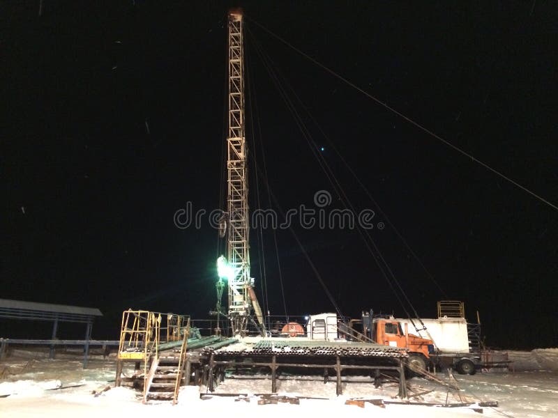 Workover Rig stock image. Image of natural, drilling, fuel - 1959085