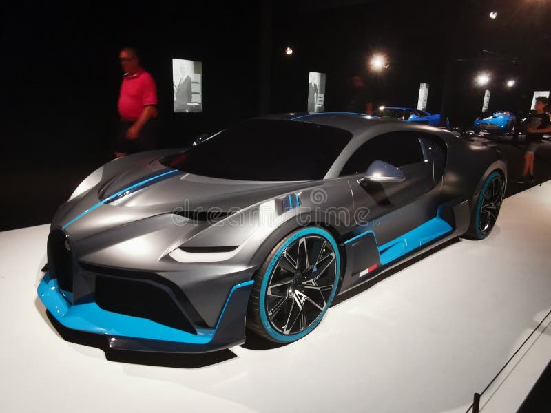 World Biggest Car Show Oldtimer Supercar Bugatti Ferrari Lamborghini ...