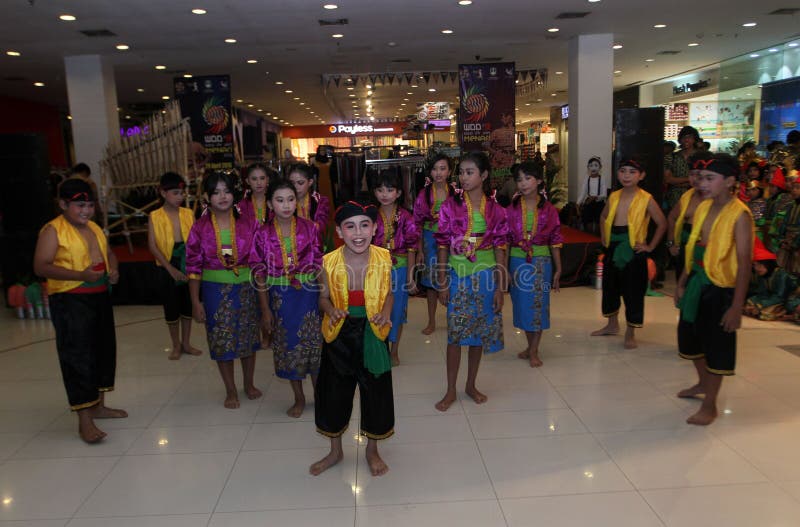 World dance day editorial stock image. Image of city - 53538659