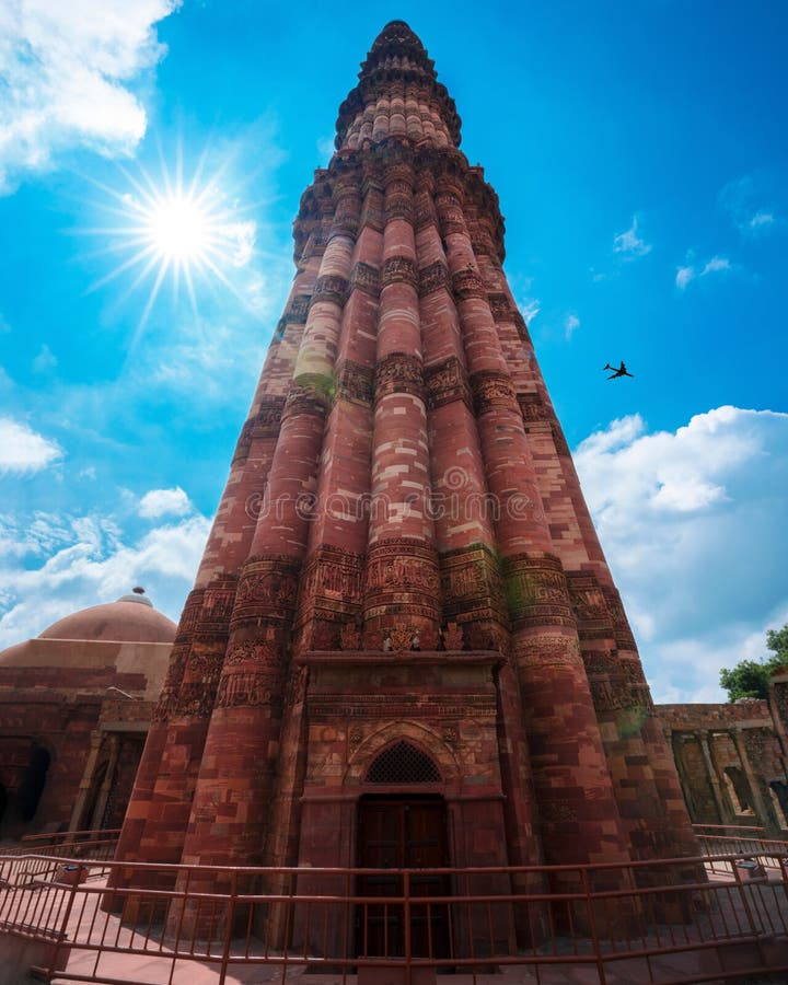 World Tallest Brick Minaret. Qutub Minar Stock Image - Image of ruins ...