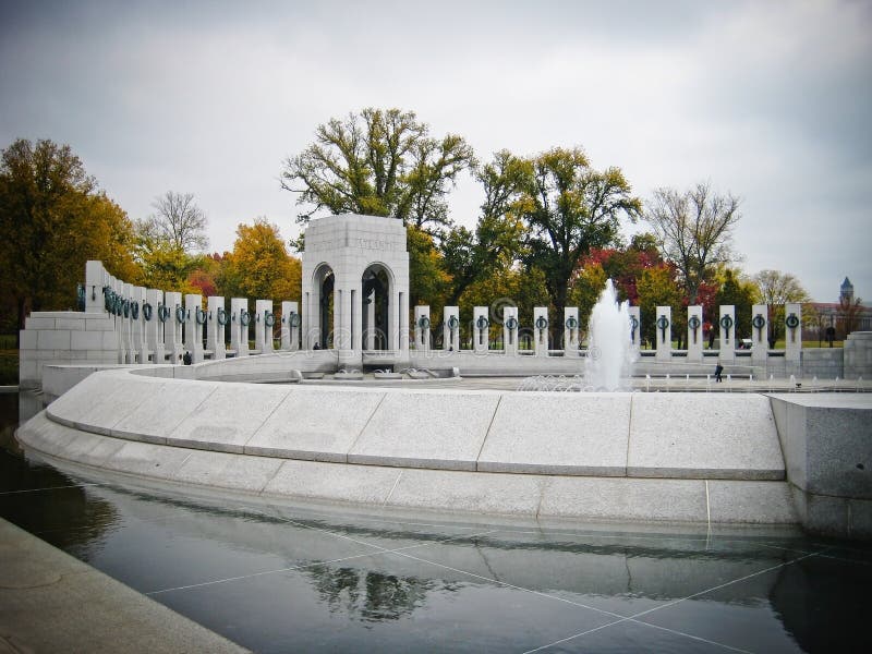 World War II Memorial editorial photo. Image of memorial - 36784631