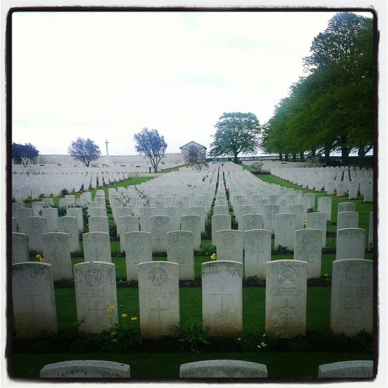 World war one Cemetery editorial stock photo. Image of world - 42876223