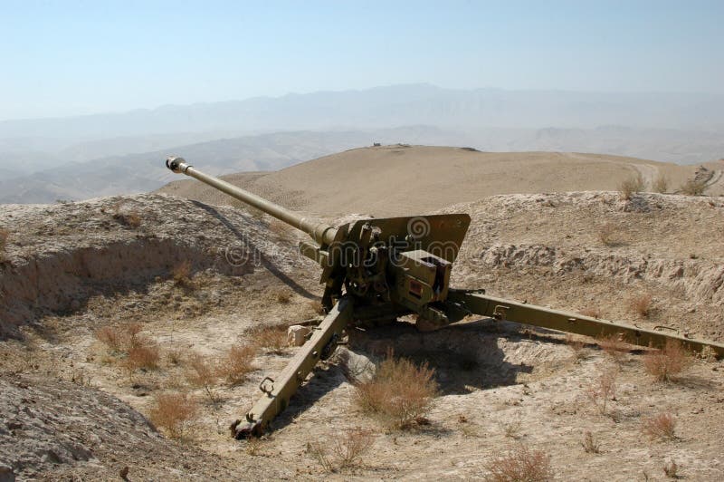 World War Two Artillery Piece Stock Image - Image of armoured, success ...