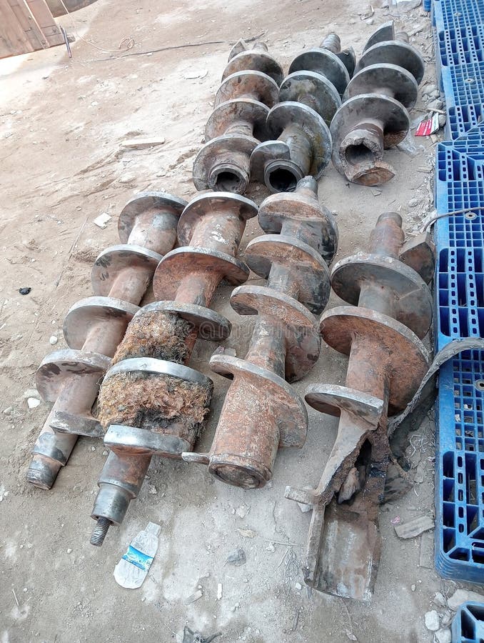 660 Scrap Screw Stock Photos - Free & Royalty-Free Stock Photos from ...