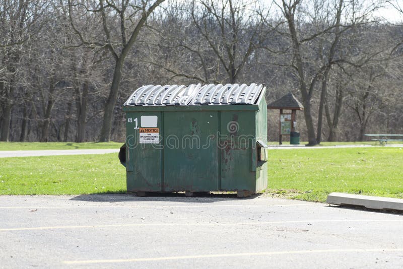 Dumpter Night Stock Photos - Free & Royalty-Free Stock Photos from ...