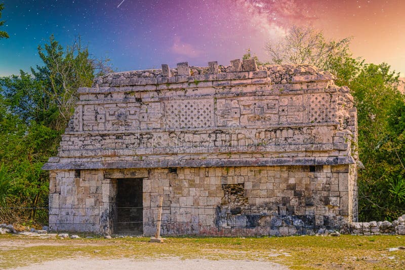 Worship Mayan Churches Elaborate Structures for Worship To the God of ...