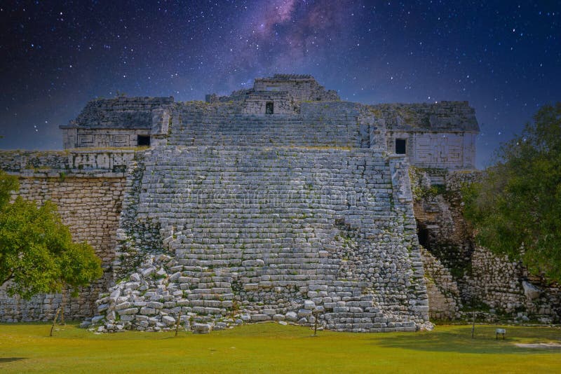 Worship Mayan Churches Elaborate Structures for Worship To the God of ...