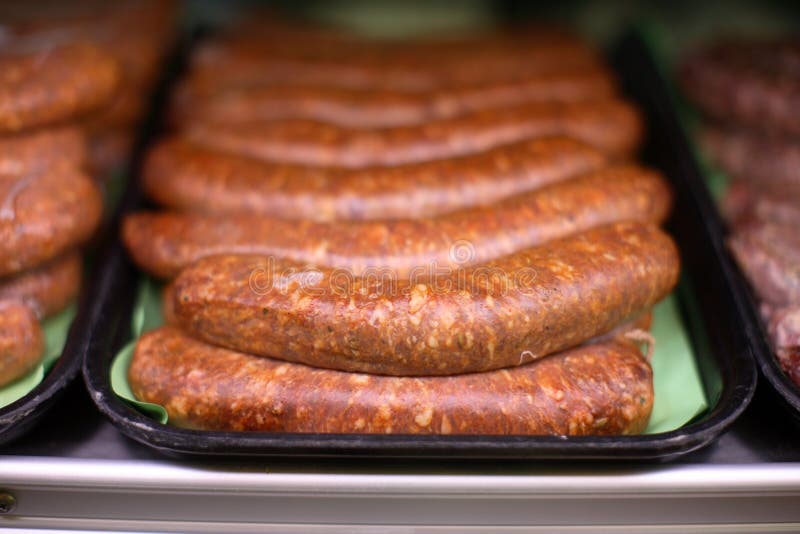 Worsten stock afbeelding. Image of vlees, seizoen, rundvlees - 4396205