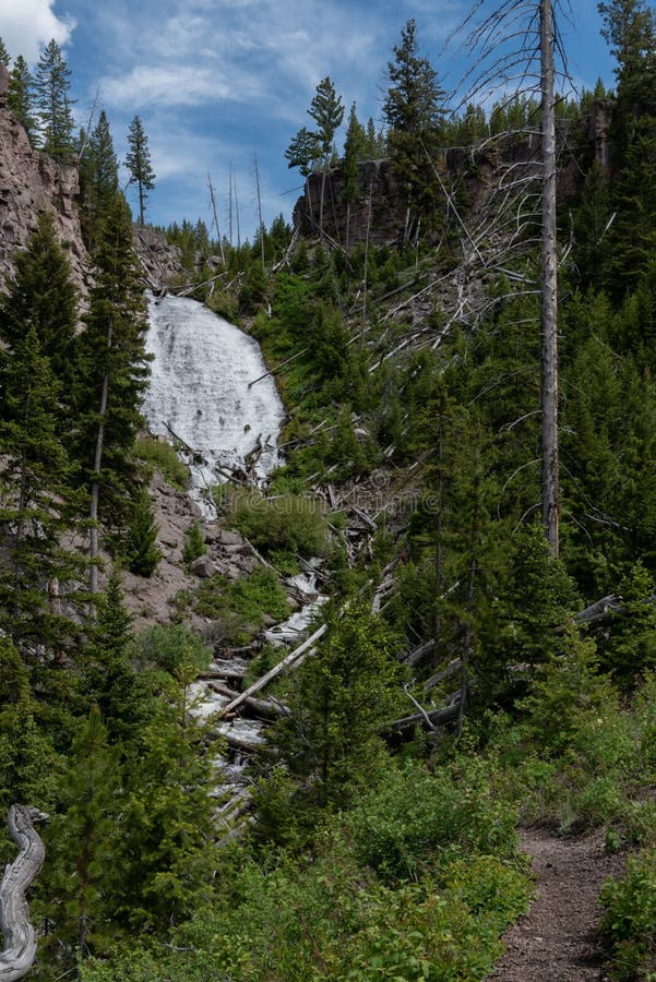 Wraith Falls on Summer Day stock photo. Image of path - 134347268