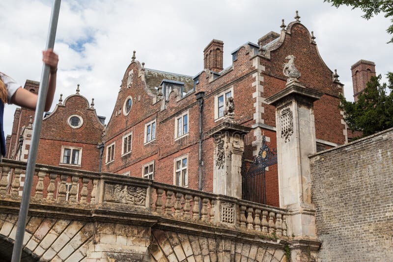 Wren Library Cambridge England Fotografia Editorial - Imagem de tijolo ...