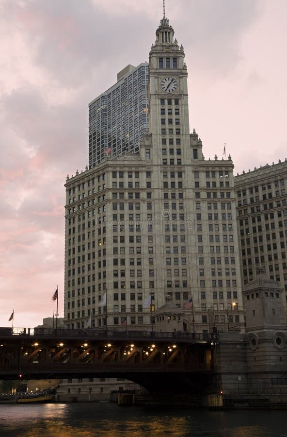 Wrigley Building at sunset editorial photography. Image of summer ...
