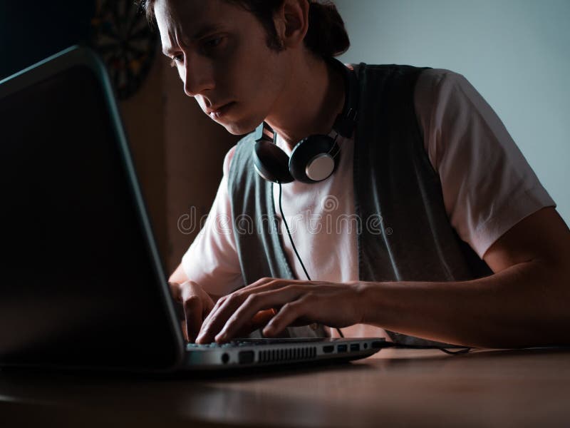 Programmer Languages Working Laptop Vector Stock Photos - Free ...