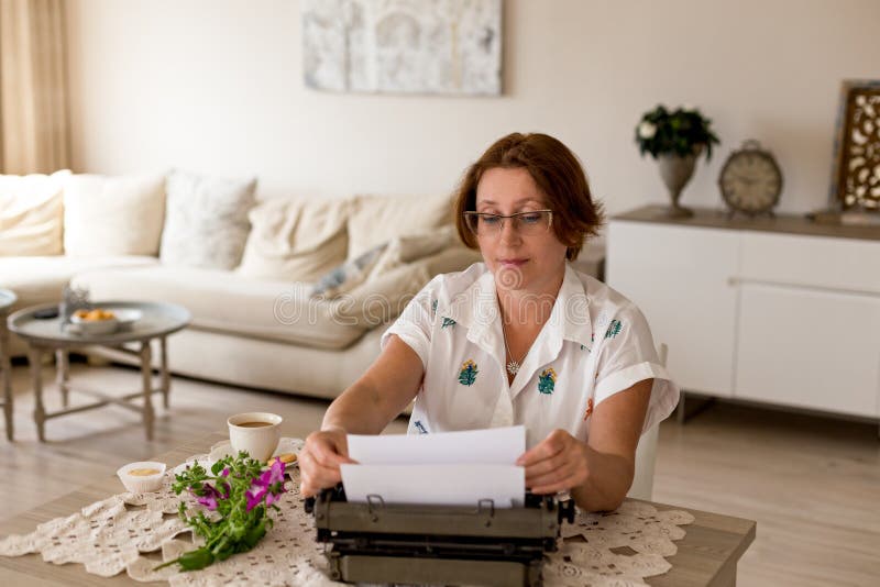 Writing Concept. Female Author Working Using Her Retro Typewrite Stock ...