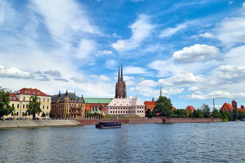 Wroclaw, Poland, May 15, 2022: Beautiful Architecture of Wroclaw. View ...