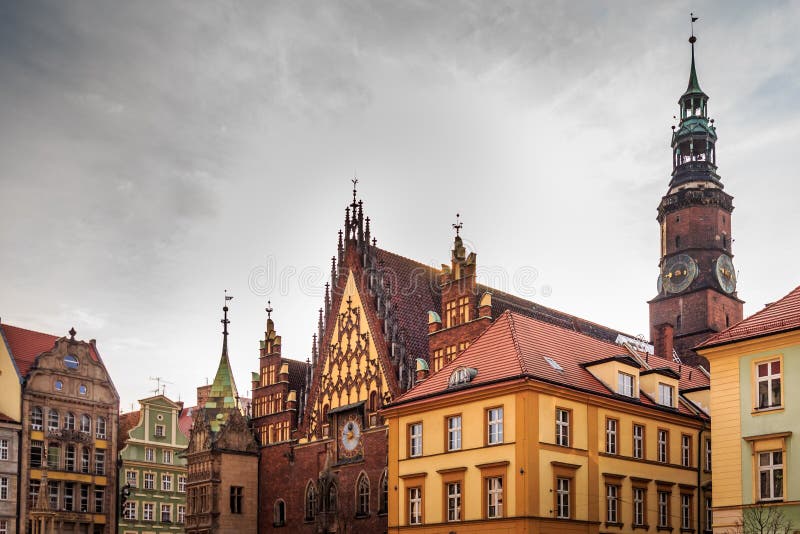 Wroclaw town hall stock photo. Image of tourist, view - 39141112