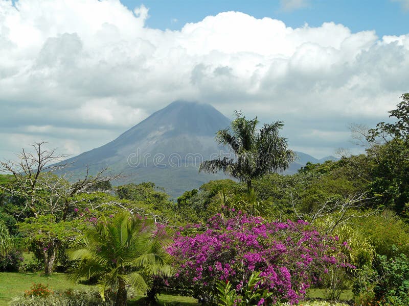 Arenal wulkan, Costa Rica zdjęcie stock. Obraz złożonej z junior - 31771254