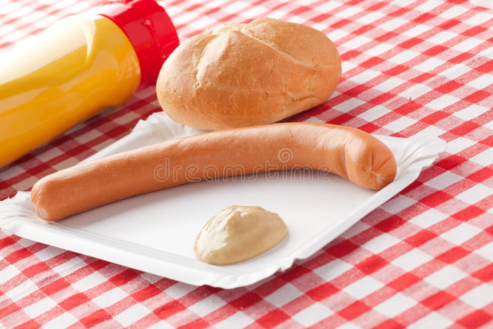 Wurst und Brot stockbild. Bild von käse, nahrung, nachricht - 14660425
