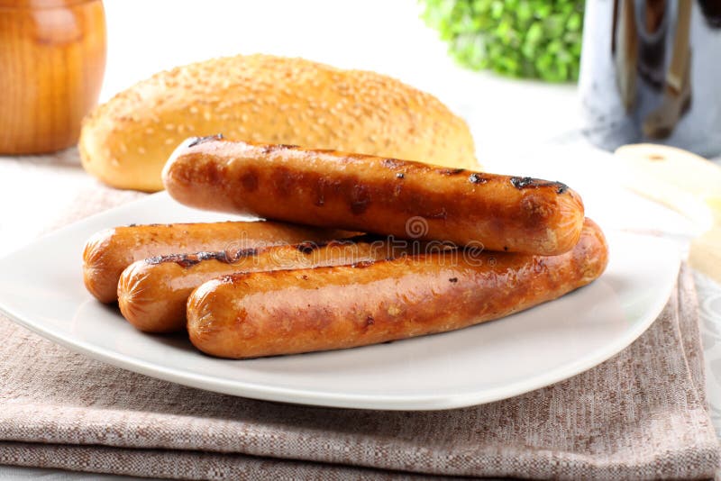 Runde Wurst stockbild. Bild von gewürz, würzig, traditionell - 14920173
