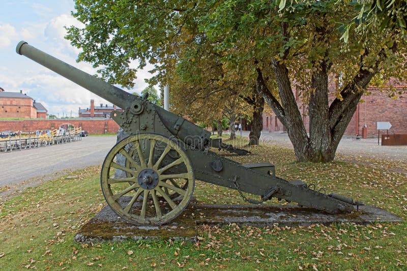 WW2 artillery gun. stock photo. Image of battle, style - 324421754