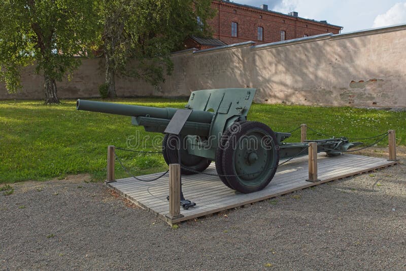 WW2 artillery gun. stock photo. Image of equipment, metal - 324421880