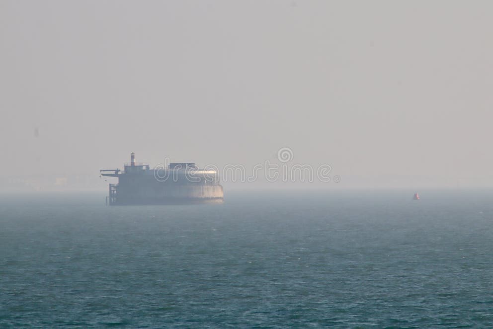 WW2 Fort in the Middle of the Solent Stock Image - Image of countryside ...