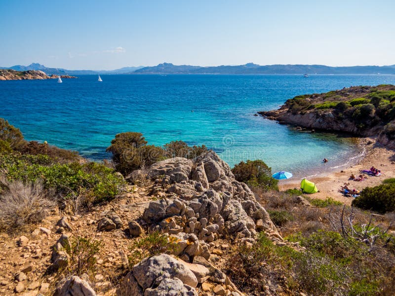 Wyspa Caprera, Los Angeles Maddalena Obraz Stock - Obraz złożonej z ...