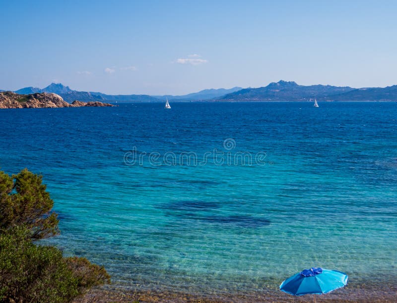 Wyspa Caprera, Los Angeles Maddalena Obraz Stock - Obraz złożonej z ...