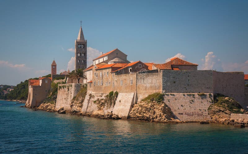 Wyspa Rab, Chorwacja obraz stock. Obraz złożonej z niebo - 46200227