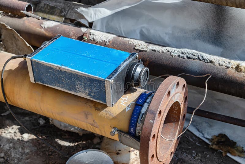 Non-destructive Testing of Welds: X-ray Method Stock Photo - Image of ...