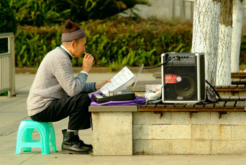 Yaan China-an Old Man is Singing Editorial Stock Image - Image of ...