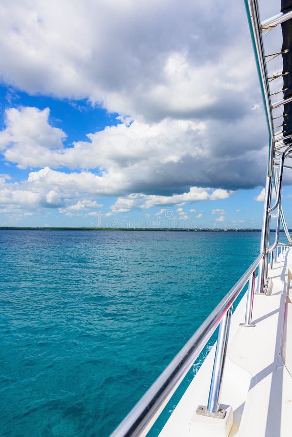 Yacht side view stock photo. Image of nature, edge, summer - 79750574