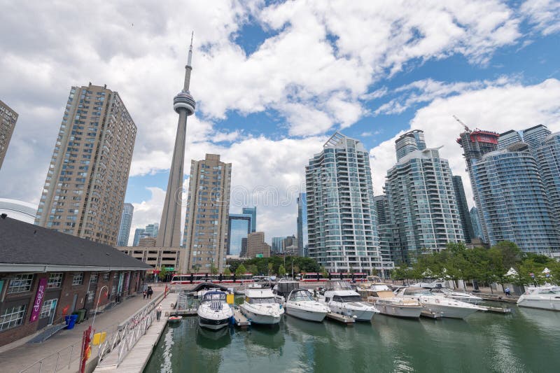 Yachts at Toronto Marina with CN Tower in the Background Editorial ...