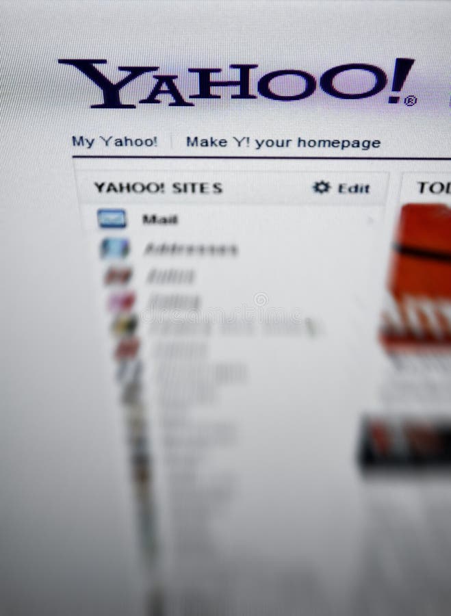 Yahoo.com Main Page Internet Screen Editorial Stock Image - Image of ...