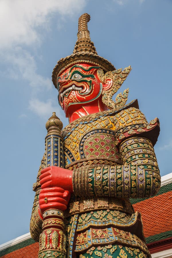 The YAKSA GIANT GUARDIAN THAI 1 Stock Image - Image of lade, bear: 34862827