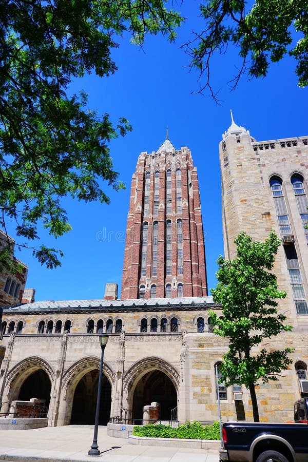 Yale Campus building editorial image. Image of green - 97376345