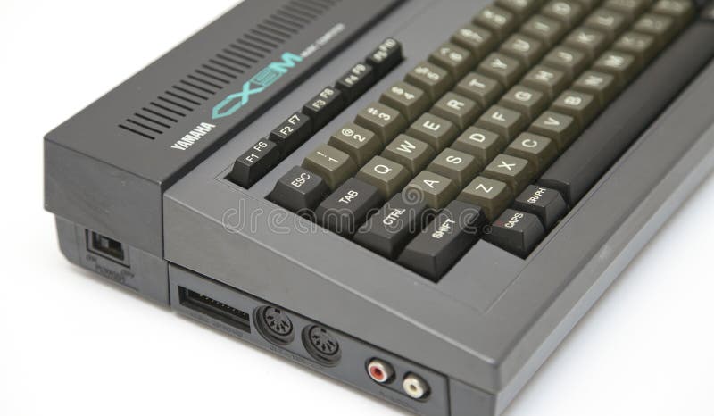 Yamaha CX5M Music Computer fotografia stock editoriale. Immagine di ...