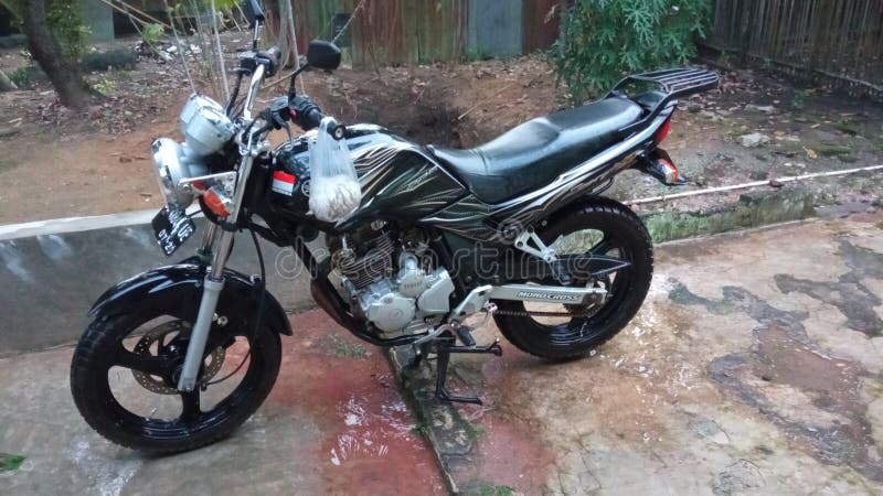 Yamaha Scorpio Z 225 Tengki Bulat Foto de Stock Editorial - Imagem de ...