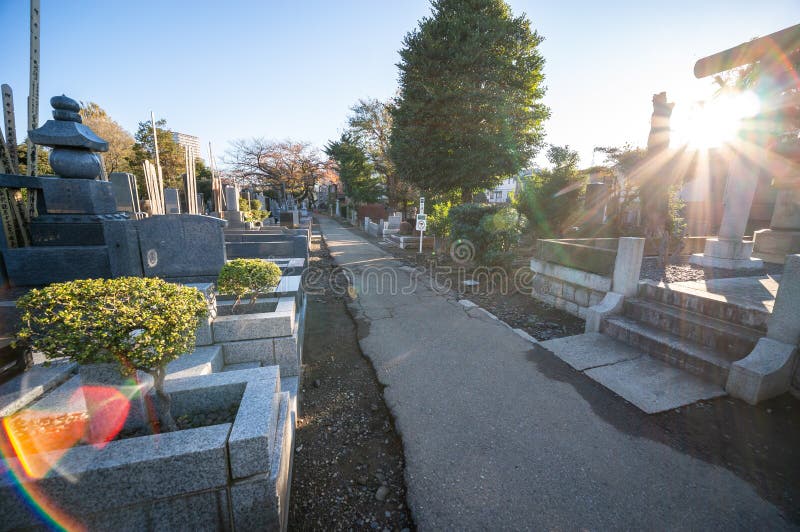 Yanaka Cemetery, Japan Tokyo Editorial Stock Photo - Image of ...