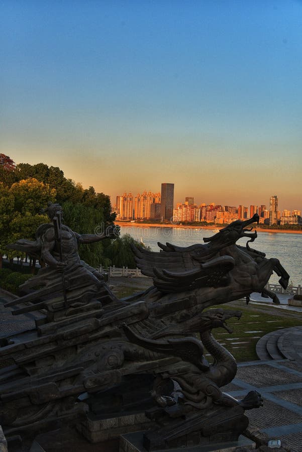 Yangtze river editorial image. Image of skyscrapers - 234299925