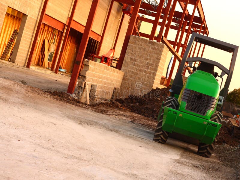 Yard de construction image stock. Image du industriel - 6557777