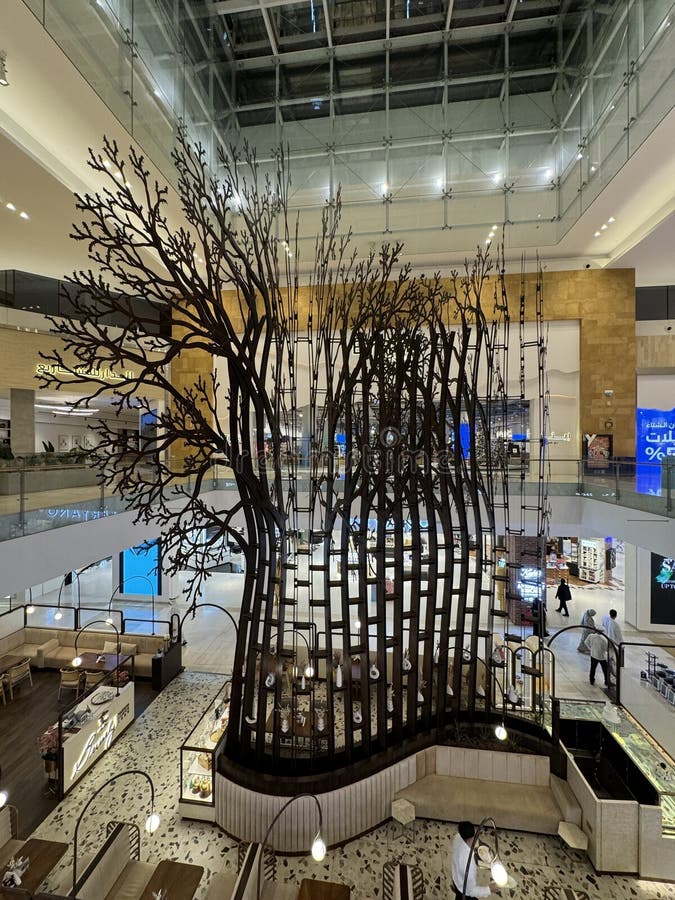 Yas Mall on Yas Island in Abu Dhabi, UAE Editorial Photo - Image of ...