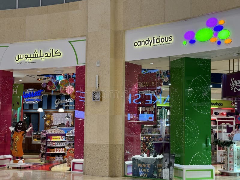 Yas Mall on Yas Island in Abu Dhabi, UAE Editorial Stock Image - Image ...