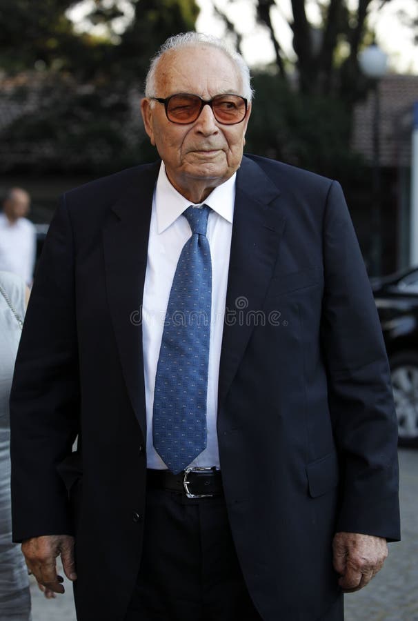 Yasar Kemal editorial photography. Image of literature - 20440597