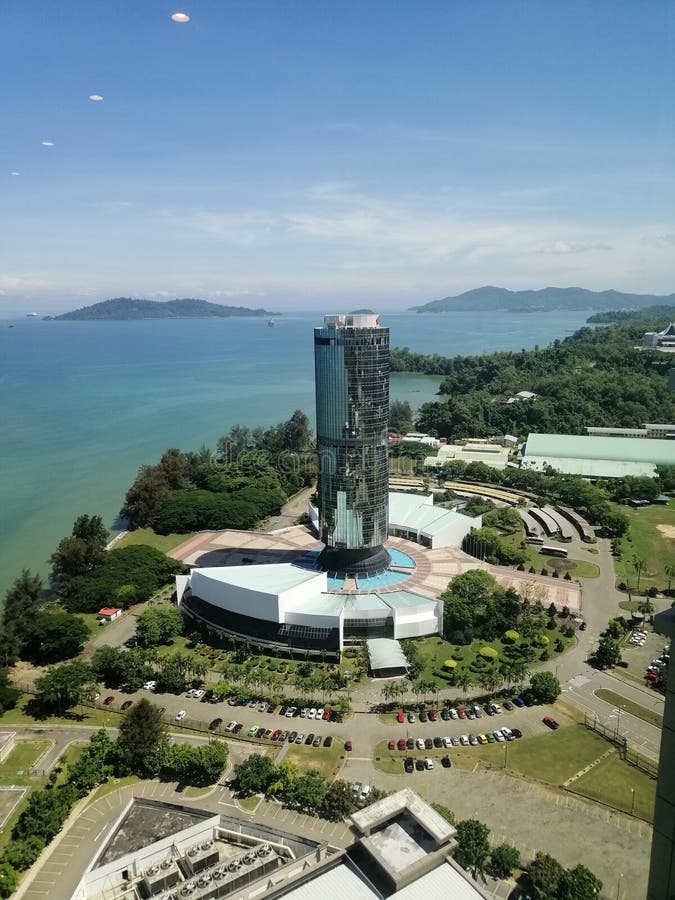 Yayasan Sabah Building Kota Kinabalu Foto editorial - Imagen de ...