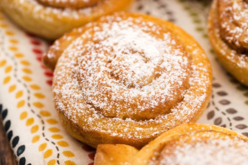 Cinnamon Rolls Yeast Baking Powder Stock Photos - Free & Royalty-Free ...