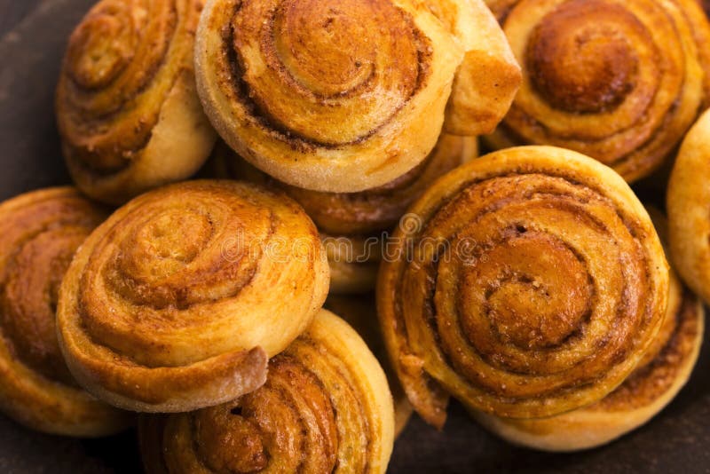 Cinnamon Rolls Yeast Baking Powder Stock Photos - Free & Royalty-Free ...