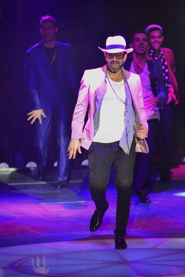 Yehuda Levi (actor) imagen editorial. Imagen de mano - 64176030