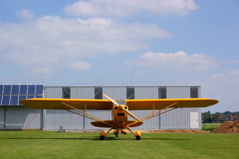 Old Yellow Airplane Stock Photos - Download 1,747 Royalty Free Photos