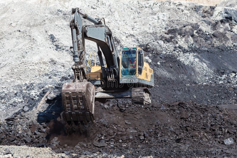 Yellow Backhoe Work in Coalmine Stock Image - Image of lignite, pile ...