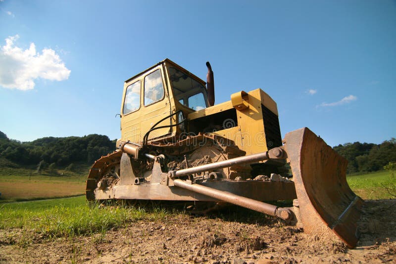 Yellow Bulldozer Picture. Image: 5992086